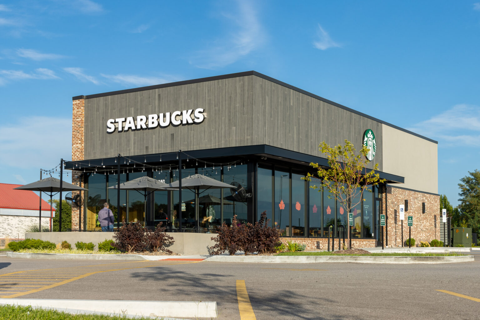 Starbucks | TR,i Architects St. Louis